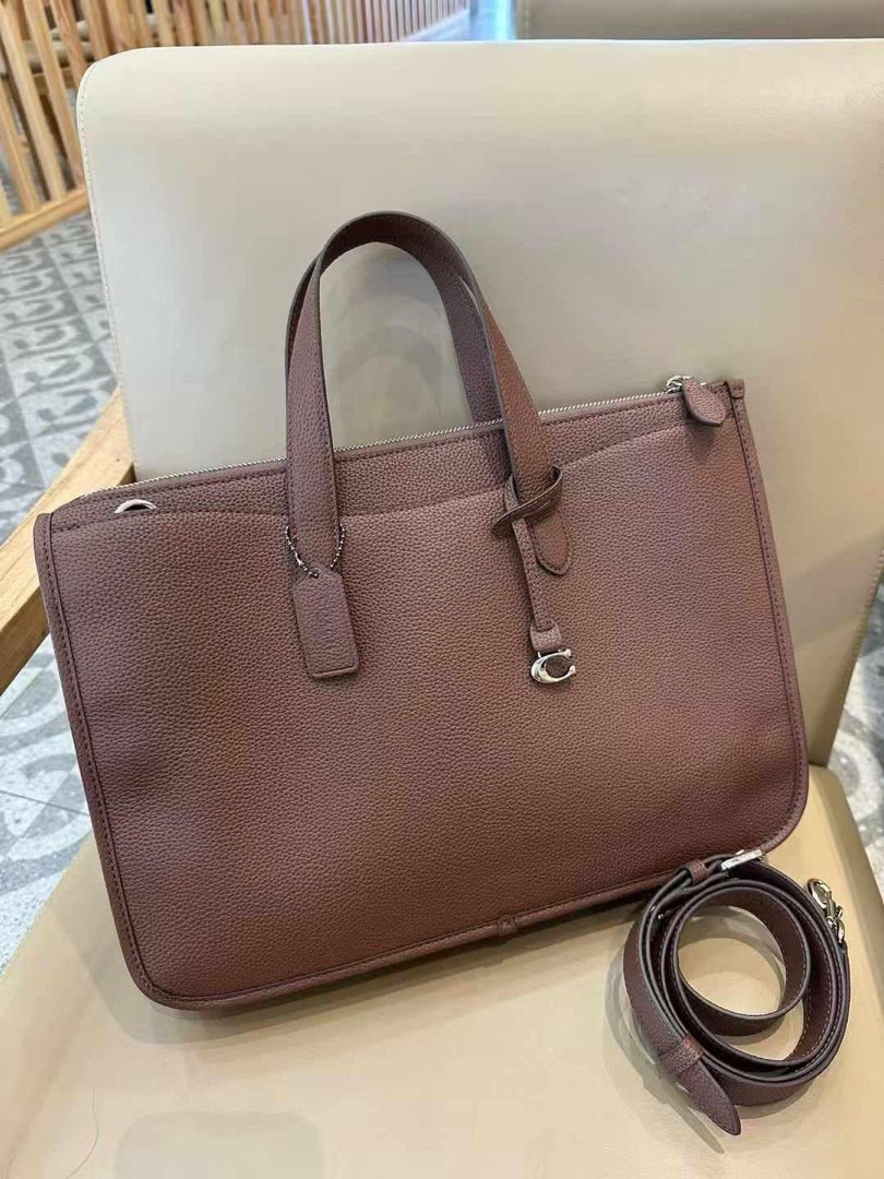 Coach Isaac, Women's Fashion, Bags & Wallets, Tote Bags on Carousell