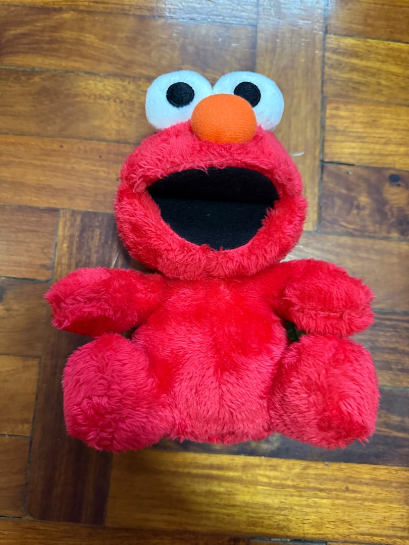 Elmo Stuff Toy Plushie, Hobbies & Toys, Toys & Games on Carousell