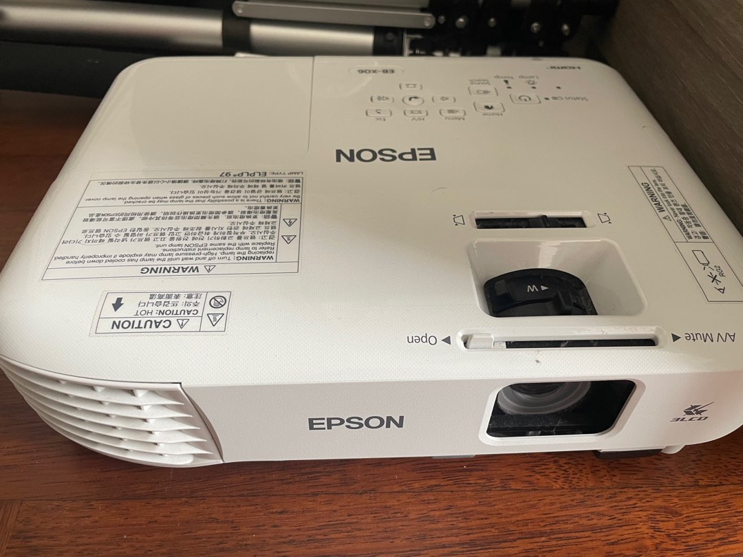 EPSON EB-Z06 Projector with Adjustable Stand Table, TV & Home ...