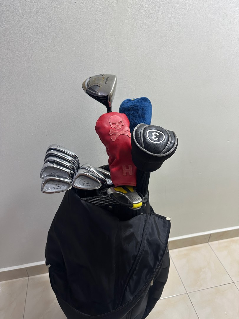 Golf full set, Sports Equipment, Sports & Games, Golf on Carousell