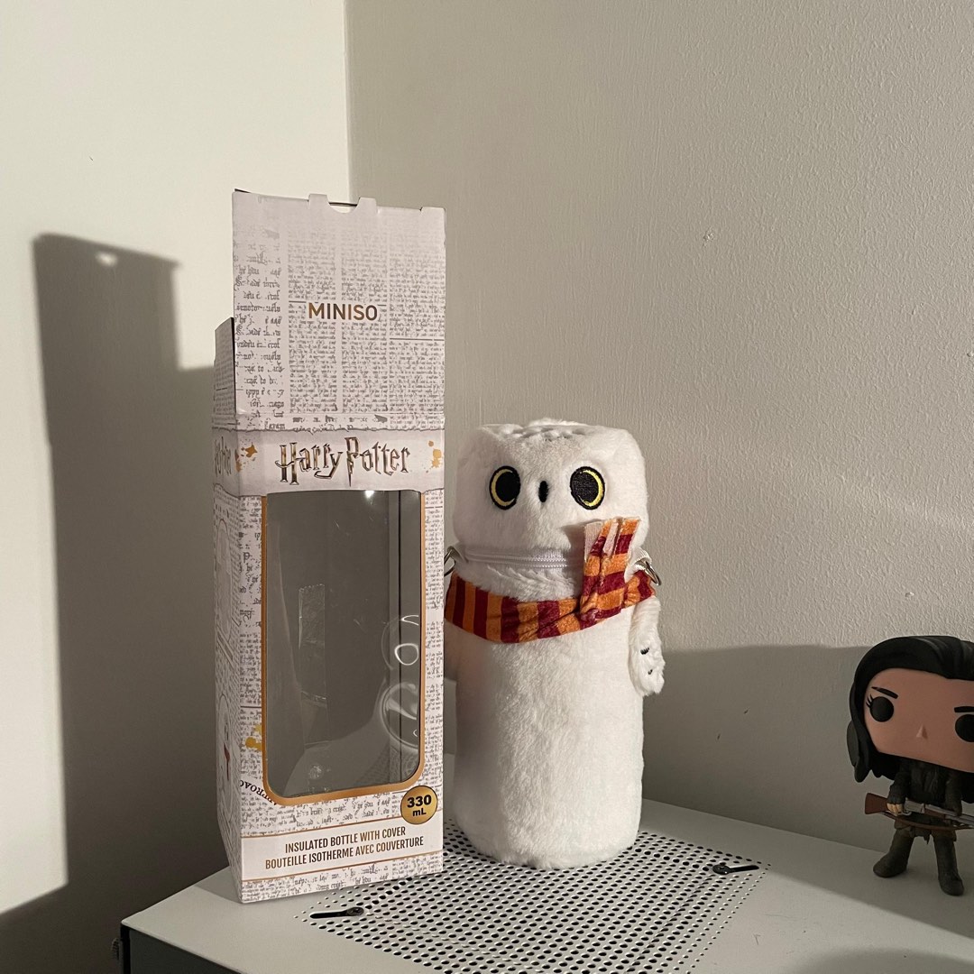Harry Potter x Miniso Hedwig Bottle with Cover, Furniture & Home Living ...