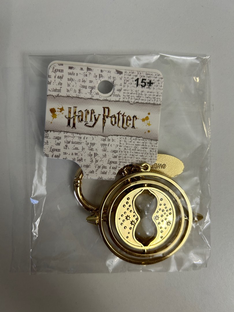 Harry Potter x Miniso Time Turner Keychain, Hobbies & Toys ...