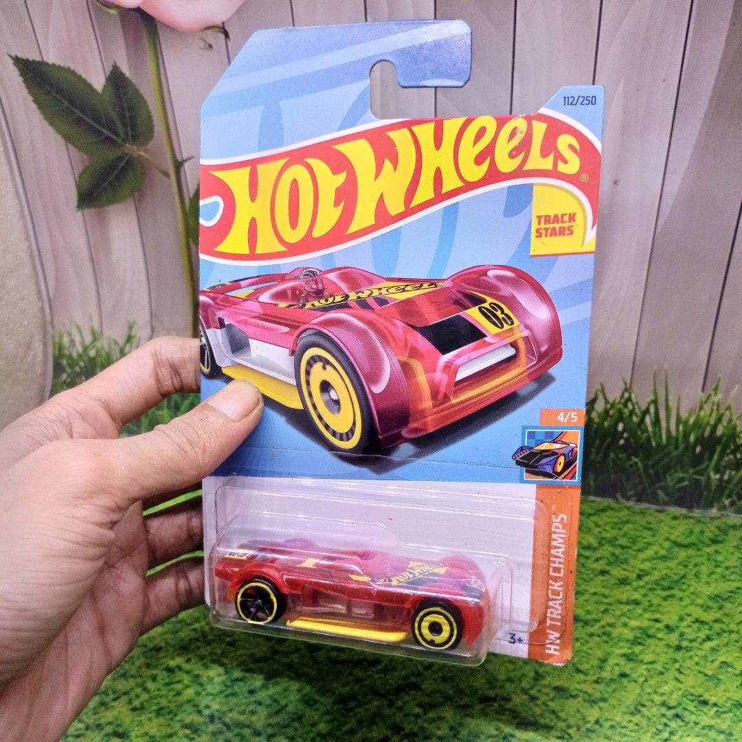 Hot Wheels Mach It Go Merah 2021 Original, Toys & Collectibles, Mainan ...
