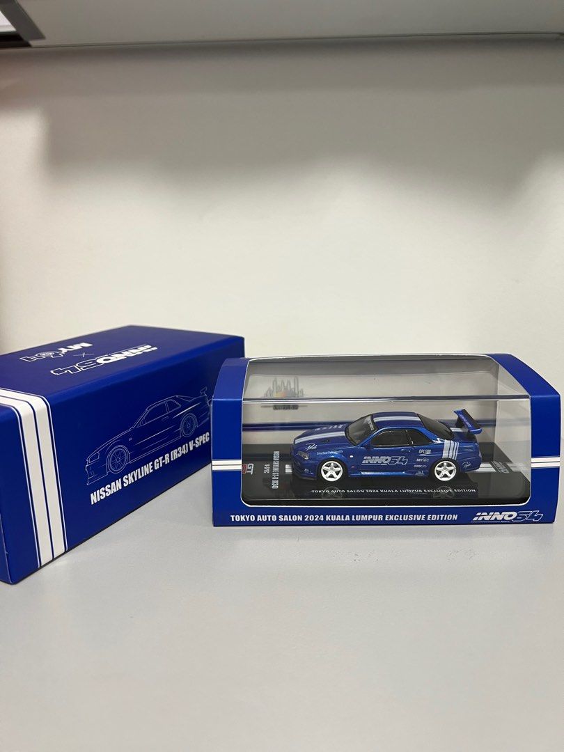 Inno 64 Nissan GTR R35 Top Secret with Smoky Nagata signature & Inno 64 ...