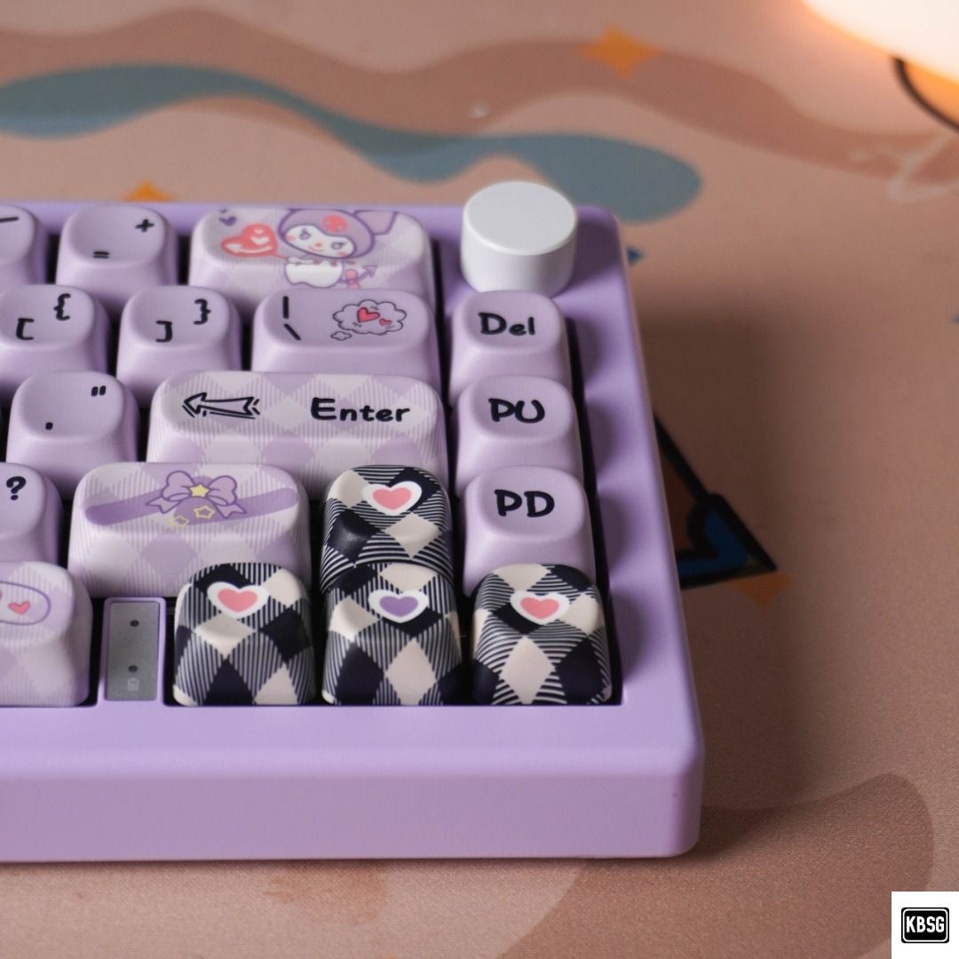 Kuromi GMK67 Custom Keyboard THOCK, Computers & Tech, Parts ...