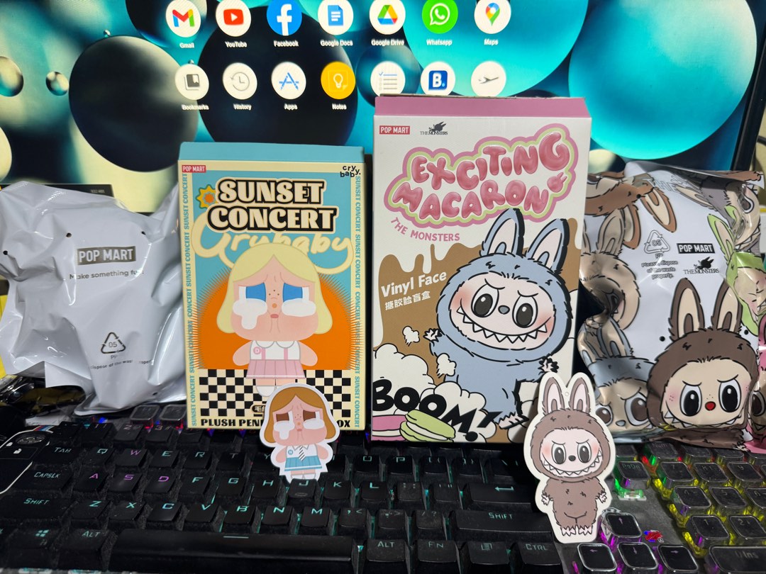 Labubu v1 Exciting Macaron & Crybaby Sunset Concert, Hobbies & Toys ...