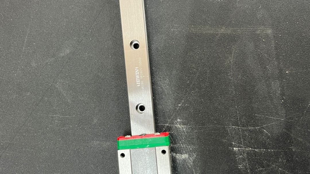 LM GUIDE, HIWIN, MGN15C3R800Z1HM-E20 (E1 and E2 =20mm), Everything Else ...