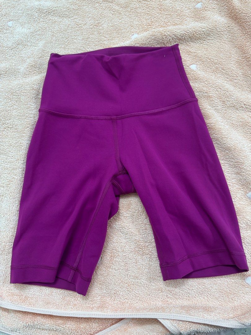 Lululemon Short Tights, Women's Fashion, Activewear on Carousell