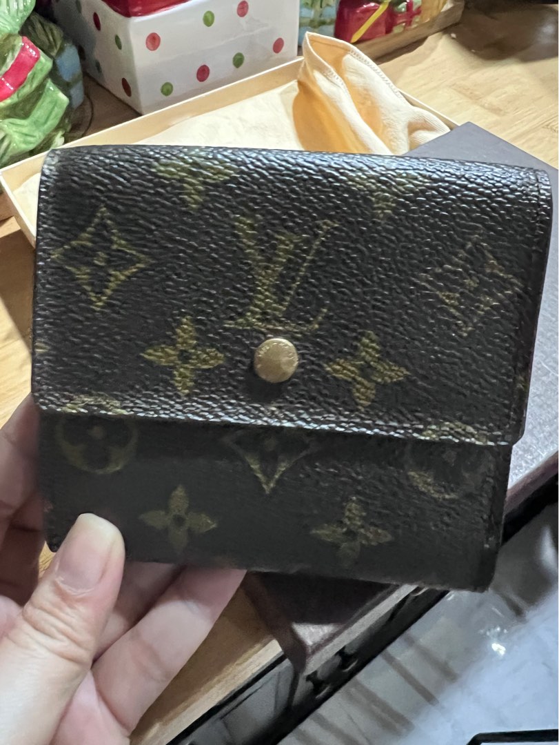 LV compact or short wallet rank A, Luxury, Bags & Wallets on Carousell