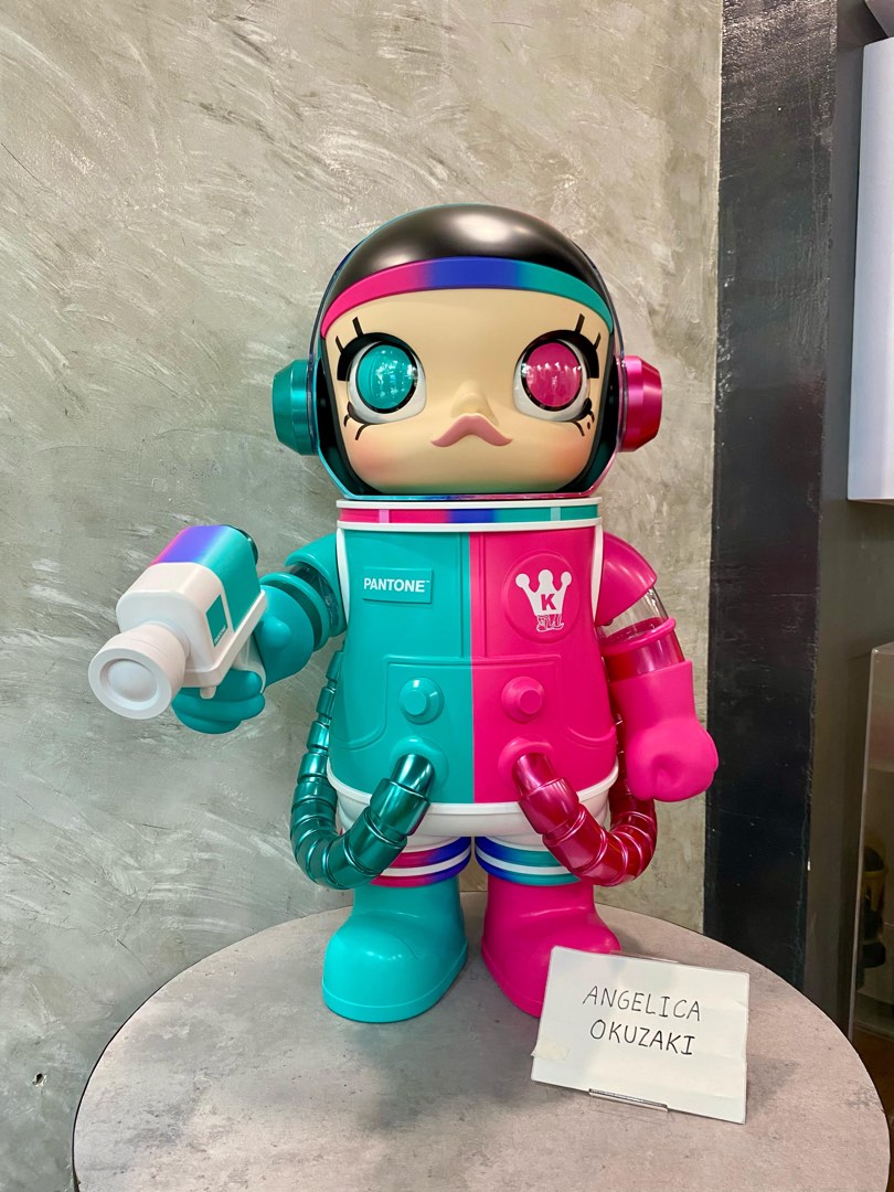 Popmart Mega Space Molly 1000% Pantone, Hobbies & Toys, Toys & Games on ...