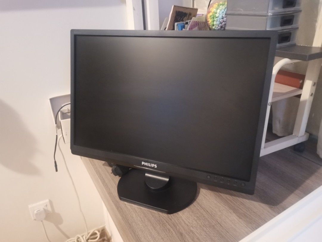 Monitor philips 22 inch, Computers & Tech, Desktops on Carousell