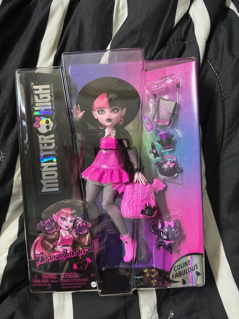 Monster High Draculaura Core refresh, Hobbies & Toys, Toys & Games on ...