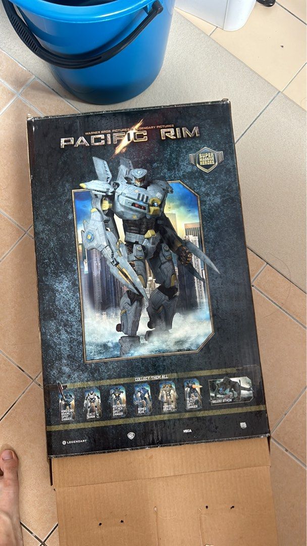 Neca 1/4 scale Striker Eureka Pacific Rim 18 inch, Hobbies & Toys, Toys ...