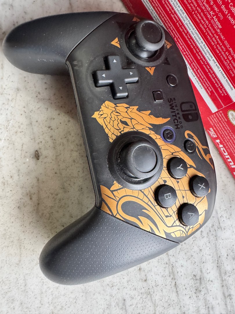 Nintendo Switch Official Pro Controller, Video Gaming, Gaming ...