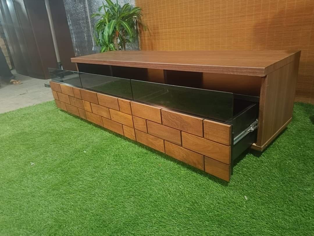 NITORI Broric Chest Tv Rack upto 65inch TV Heavy, Glass accent ...