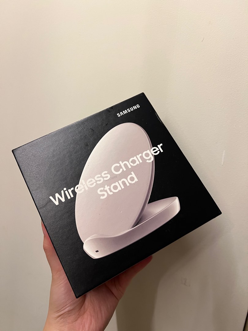 全新｜SAMSUNG 三星 原廠無線閃充 充電座 充電盤-新版（EP-N5100）白色, 手機及配件, 電子周邊配件及產品, 充電器及電線在旋轉拍賣