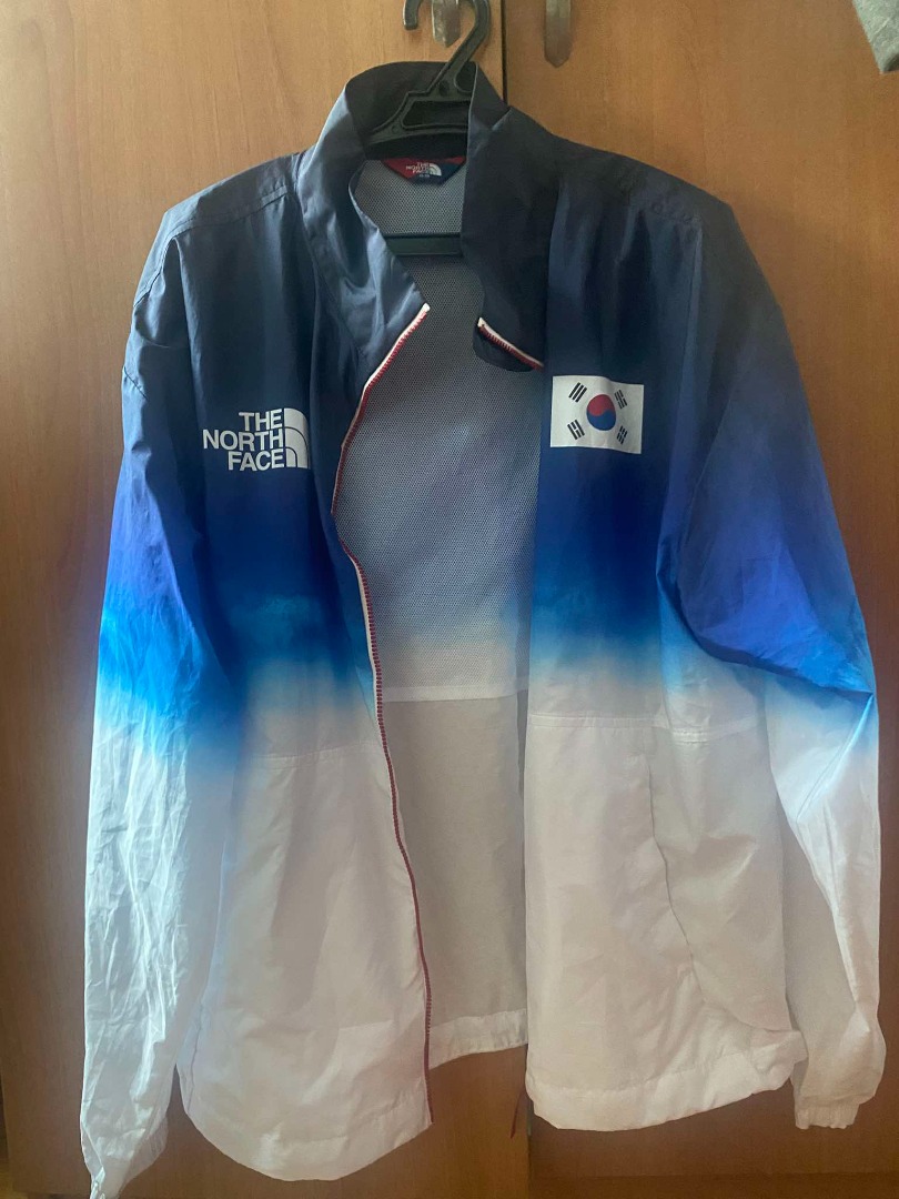 The North Face Team Korea Jacket, Men's Fashion, Activewear on Carousell