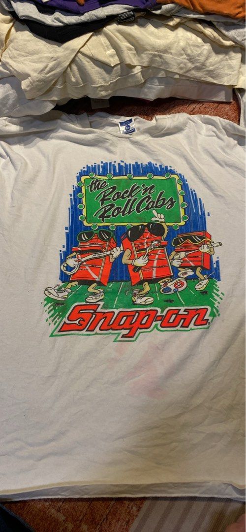 Vintage snap-on cartoon graphics printed, Men's Fashion, Tops & Sets ...