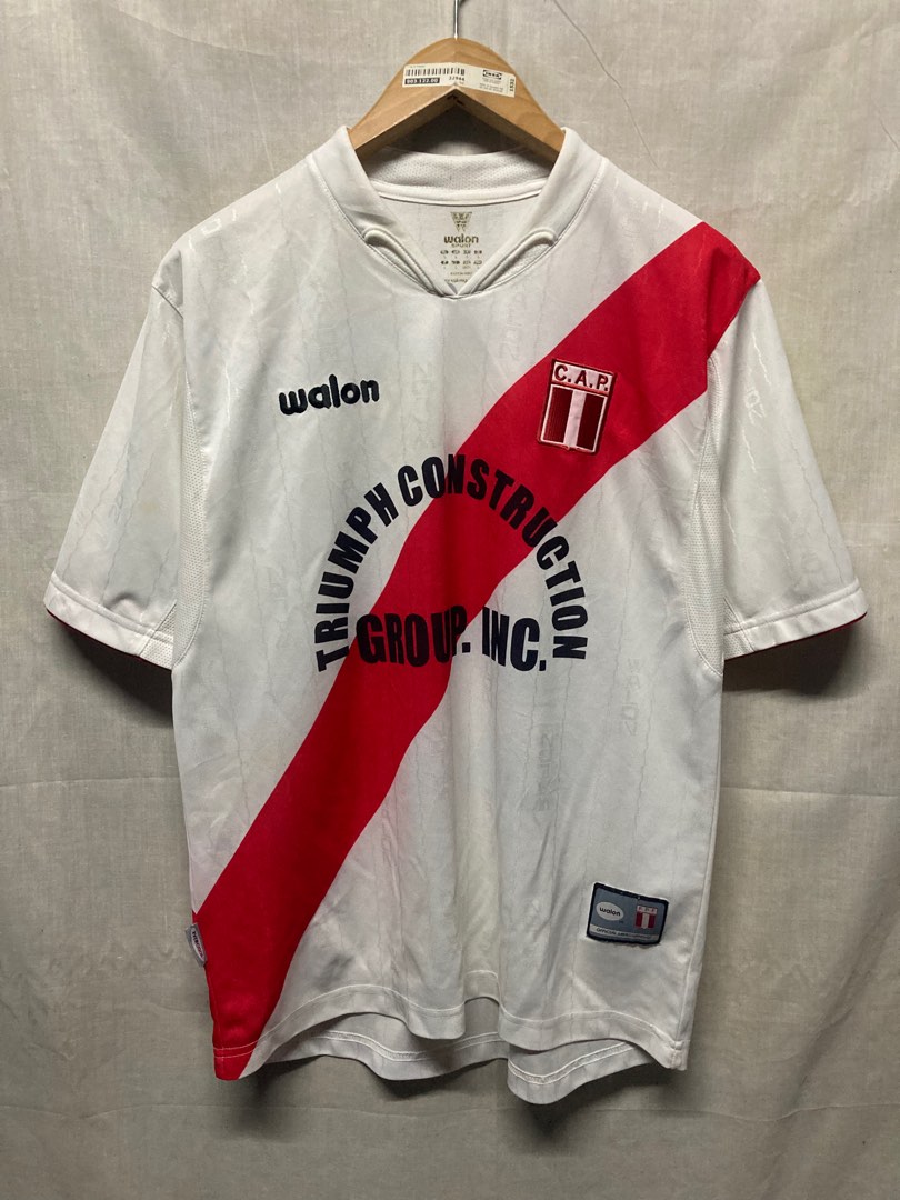 Vintage Walon Peru Club Jersey, Men's Fashion, Activewear on Carousell