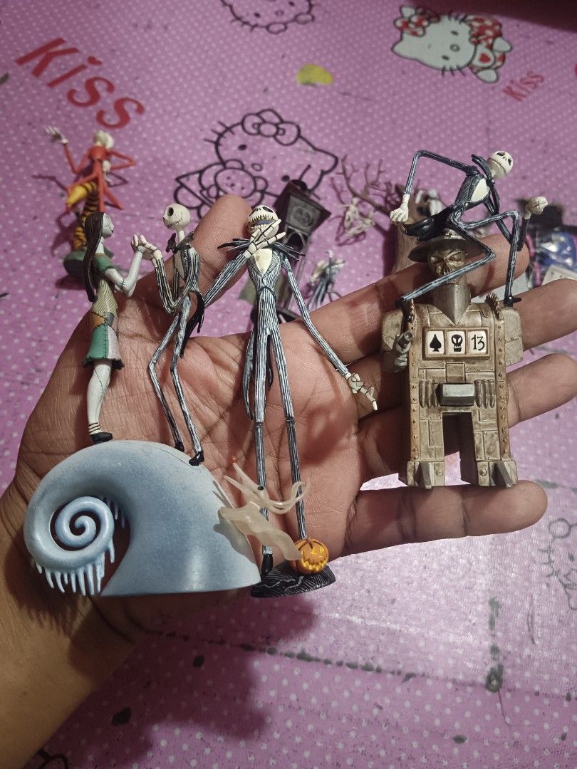 Yujin Disney characters capsule world tim borton nightmare before ...