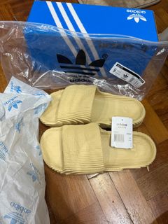ADILETTE ADIDAS SHMOO - FY6849, Men's Fashion, Footwear, Flipflops and ...