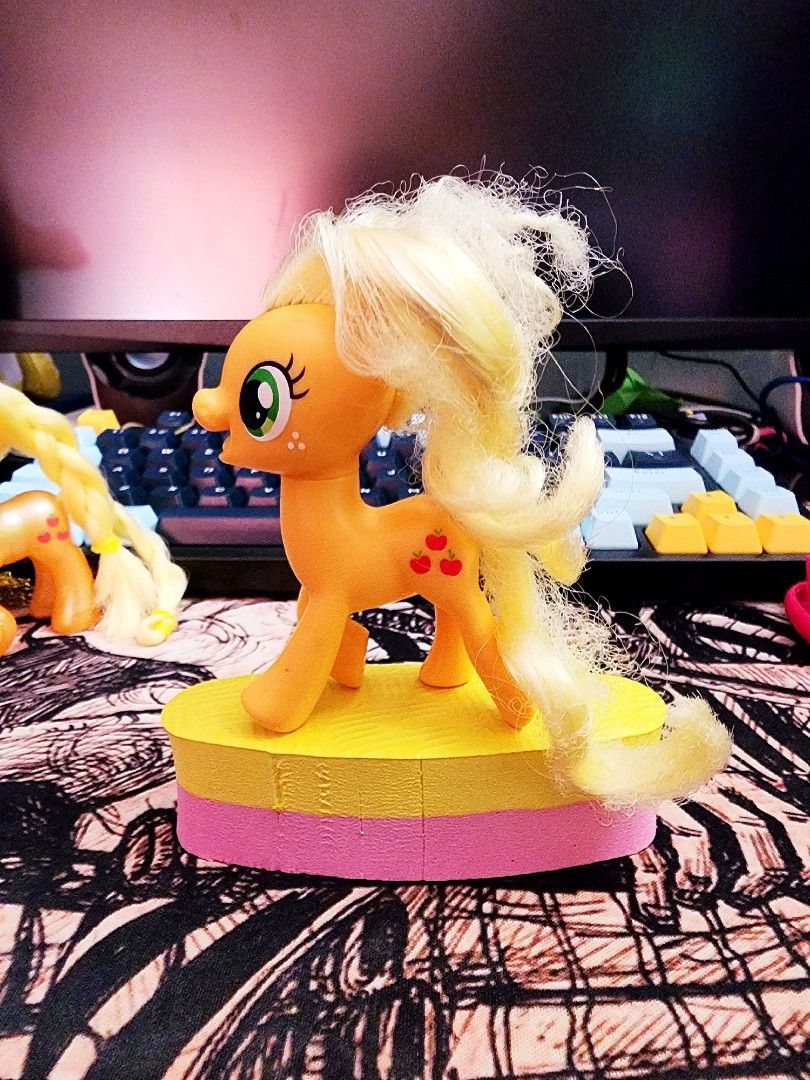 Applejack (reboot) G4 // My Little Pony MLP, Hobbies & Toys, Toys ...