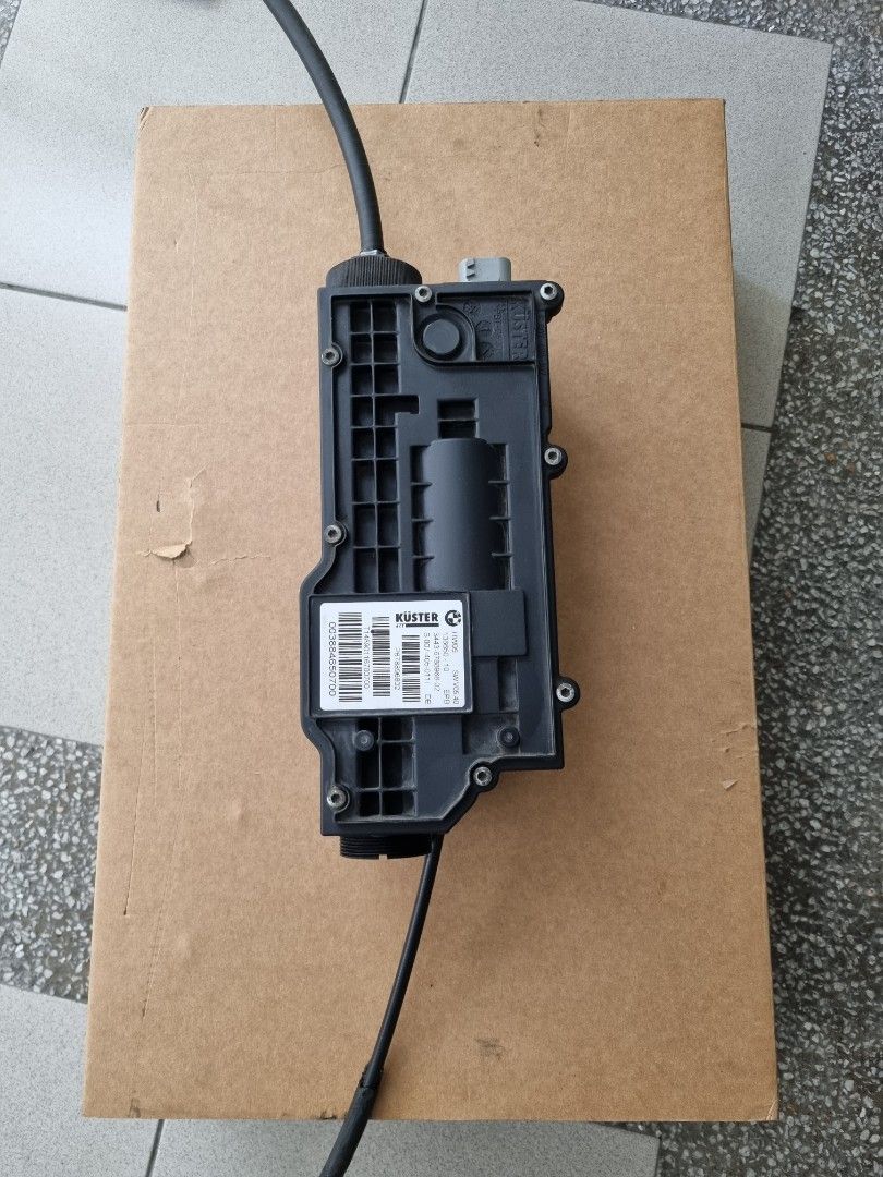 BMW X5 handbrake actuator module, Auto Accessories on Carousell