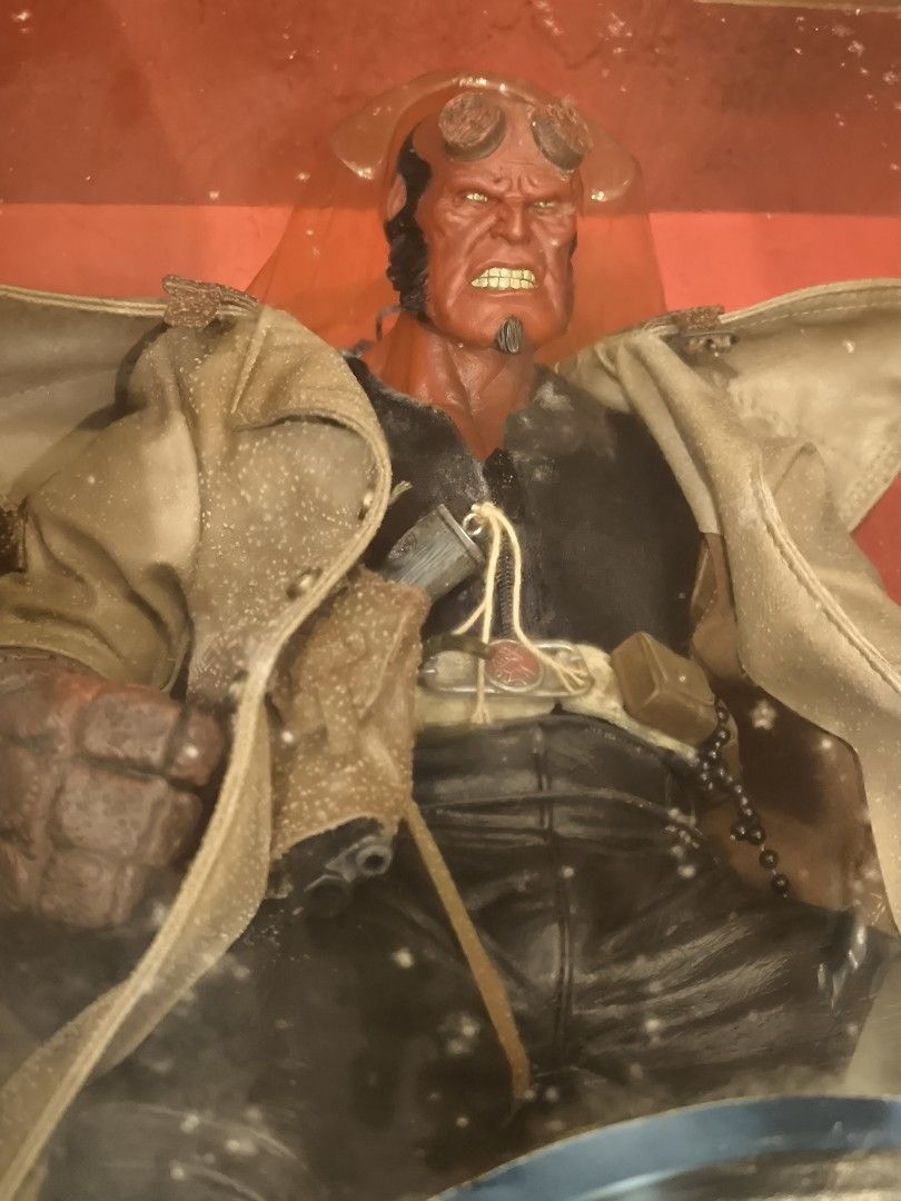 Brand New in Box Hellboy Realistic 18 inch 1/4 Scale Action (Angry Face ...