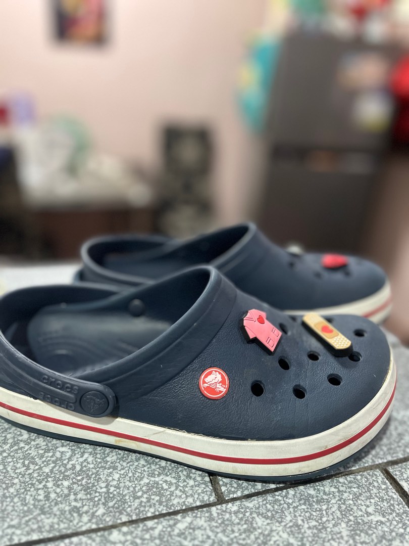 Crocs Original, Women's Fashion, Footwear, Slippers and slides on Carousell
