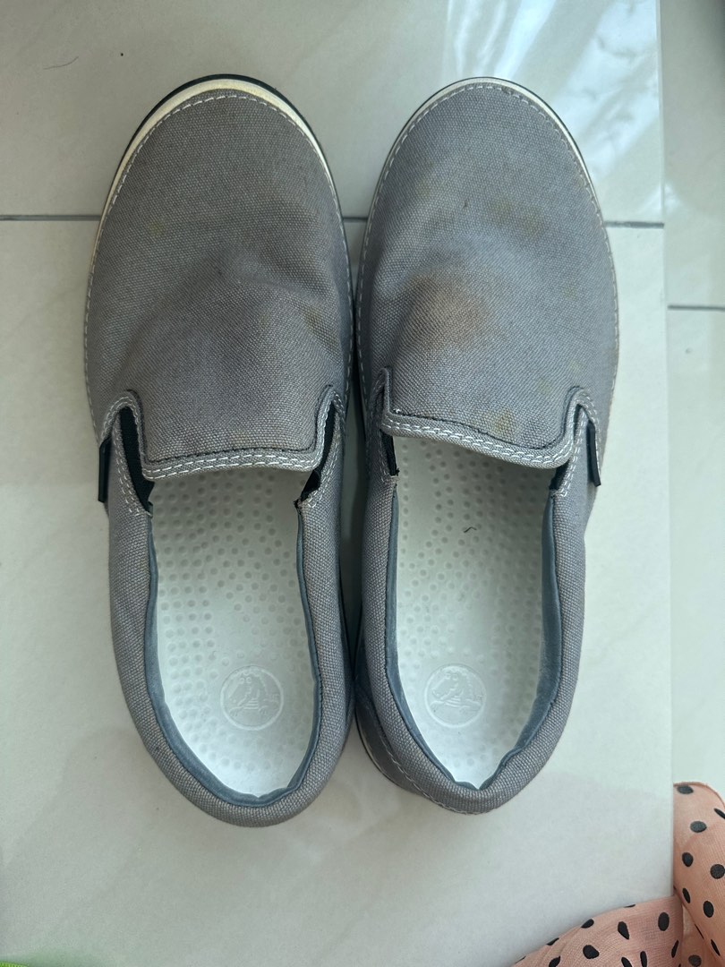 Crocs slip ins, Men's Fashion, Footwear, Casual shoes on Carousell