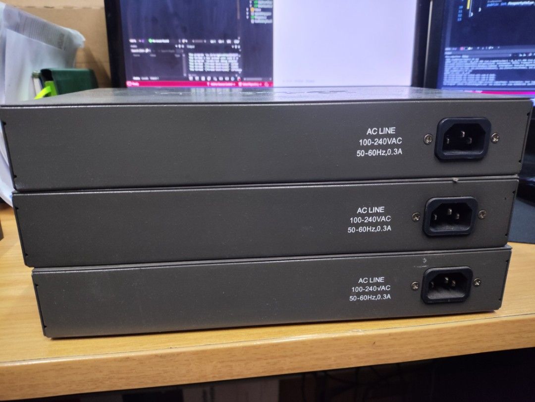 D-link DES-1024D 10/100Fast ethernet swithc 24 ports, Computers & Tech ...