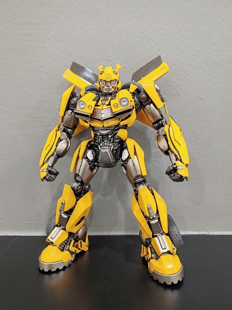 DLX threezero bumblebee, Hobbies & Toys, Toys & Games on Carousell