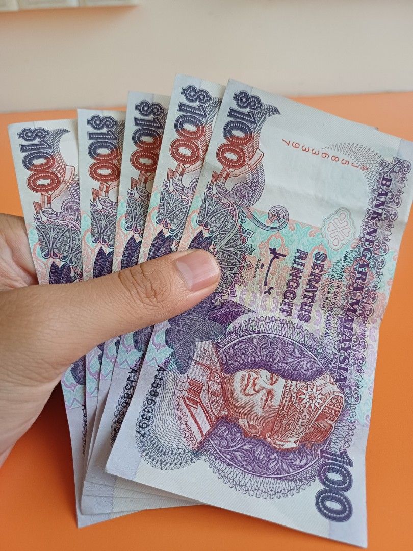Duit Note 100 siri ke5, Hobbies & Toys, Collectibles & Memorabilia, Currency on Carousell