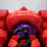 Figure Disney Big Hero Baymax Armour and Hiro Hamada Set, Toys ...