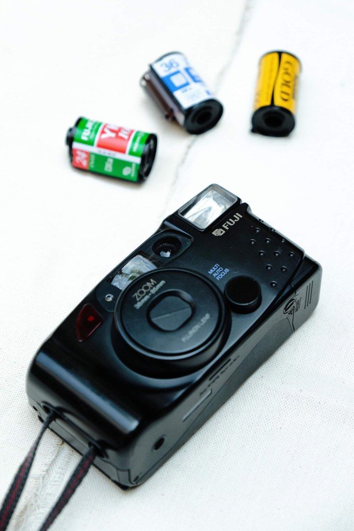 Fuji Zoom Cardia 950 PNS Film Camera, Photography, Cameras on Carousell