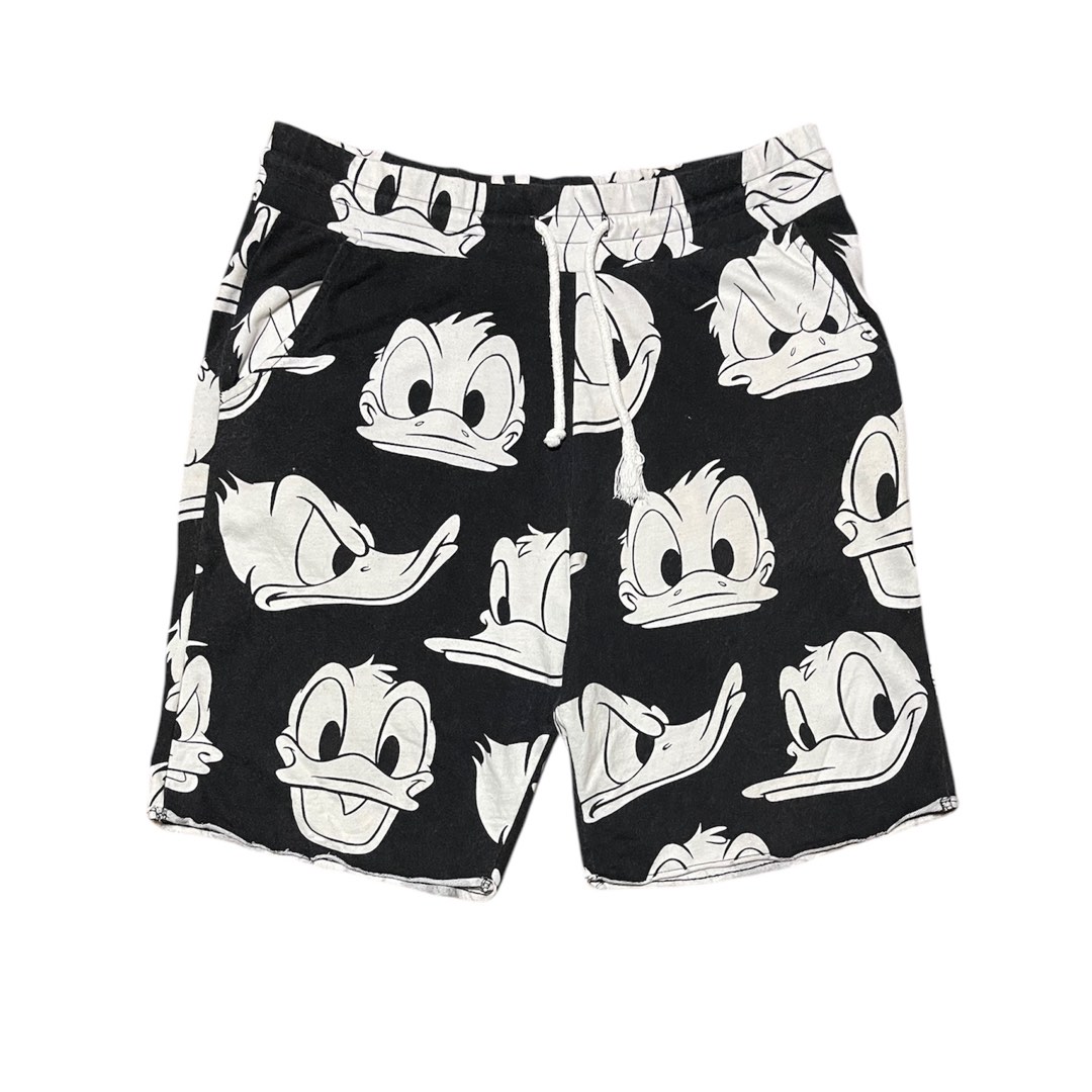 H&M Donald Duck Short, Men's Fashion, Bottoms, Shorts on Carousell