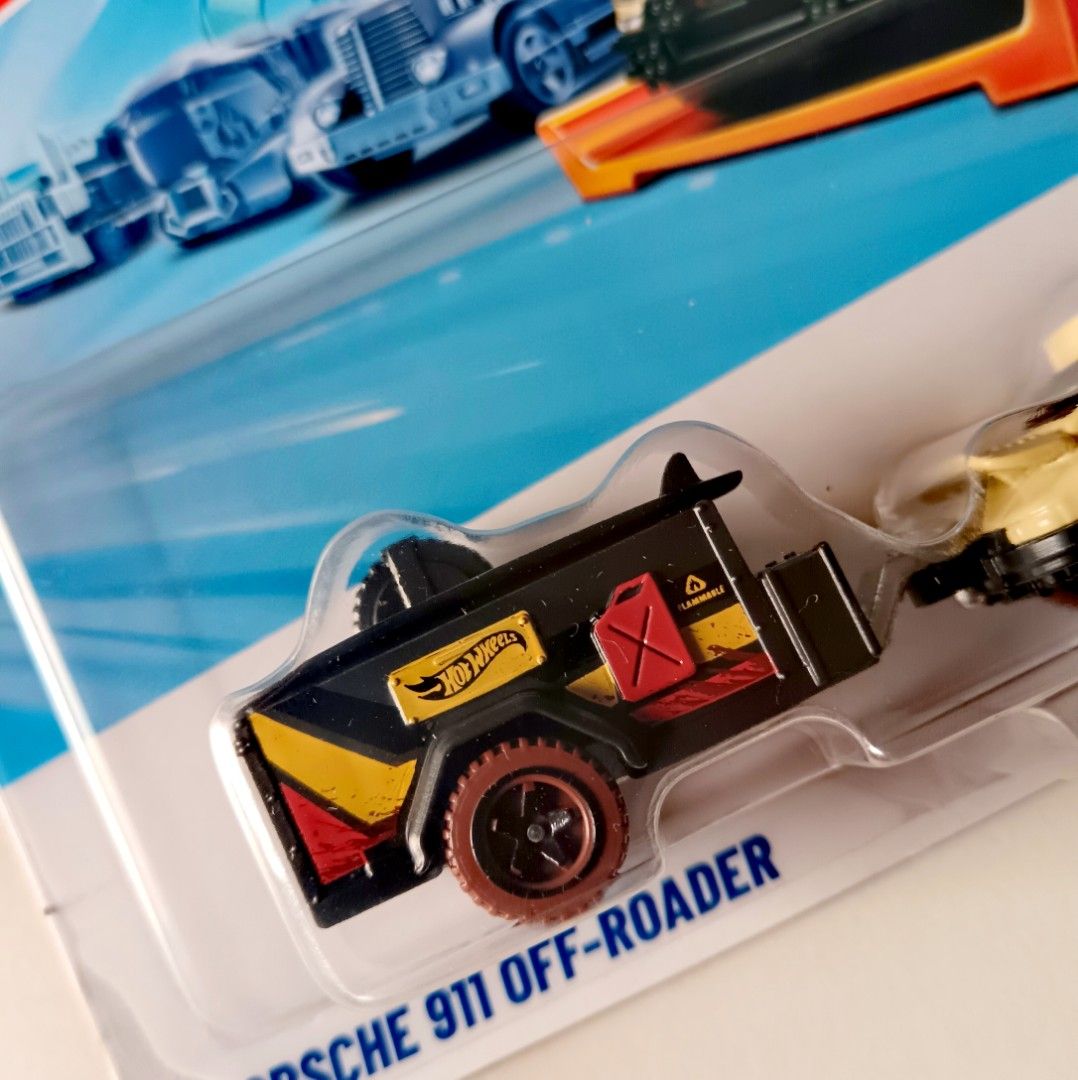 HOT WHEELS TRACK FLEET 2024 Porsche 911 Off-Roader Diecast 1:64 Scale ...