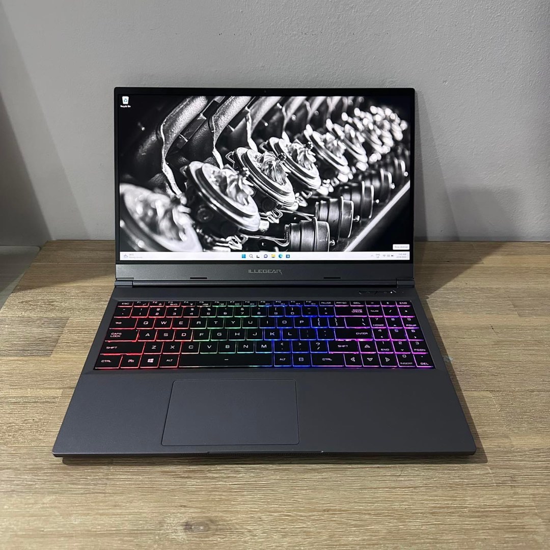 ILLEGEAR ONYX PRO, Ryzen 7 5800H, RTX 3070, 32GB ram, 1.7KG only, 15 ...