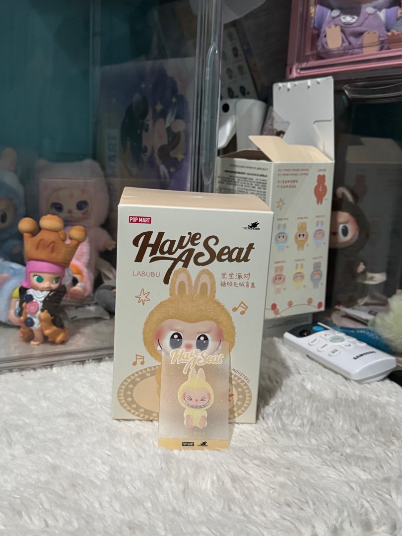 Labubu v2 Sisi, Hobbies & Toys, Toys & Games on Carousell