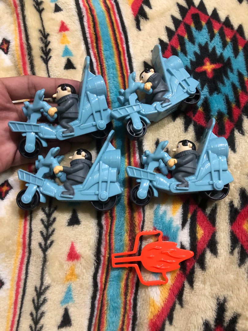 Minions dru action push toys, Hobbies & Toys, Toys & Games on Carousell