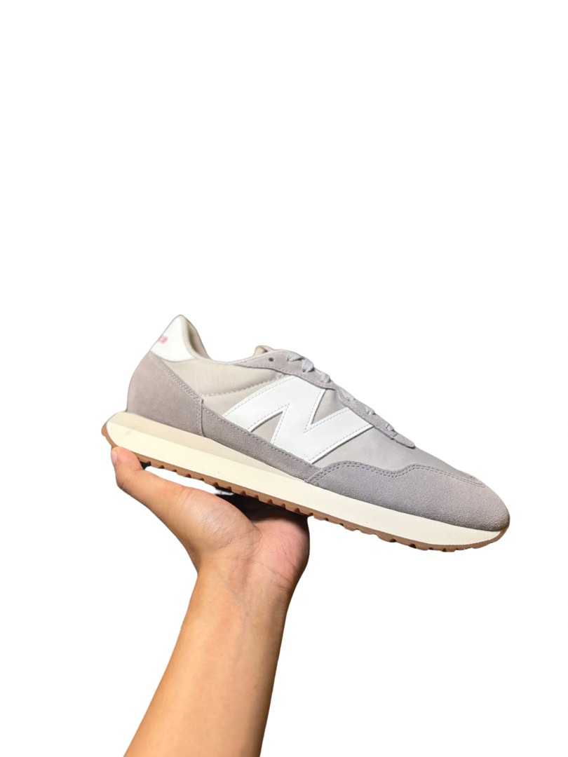 New Balance 237 Grey White, Men's Fashion, Footwear, Sneakers on Carousell
