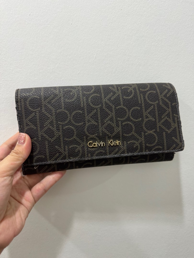 Original CK wallet, Women's Fashion, Bags & Wallets, Wallets & Card ...