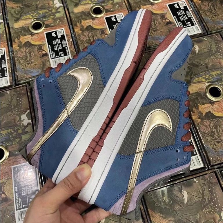 [Pre-Order] BLACK MYTH WUKONG x Nike Dunk Low “Heart Of Sand” Sneakers ...