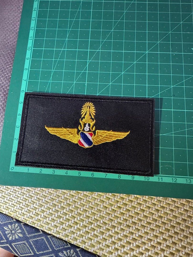 Royal Thai Air Force Pilot Wings name tag 皇家泰國空軍 飛行員魔術貼名牌, 興趣及遊戲, 手作＆自家 ...