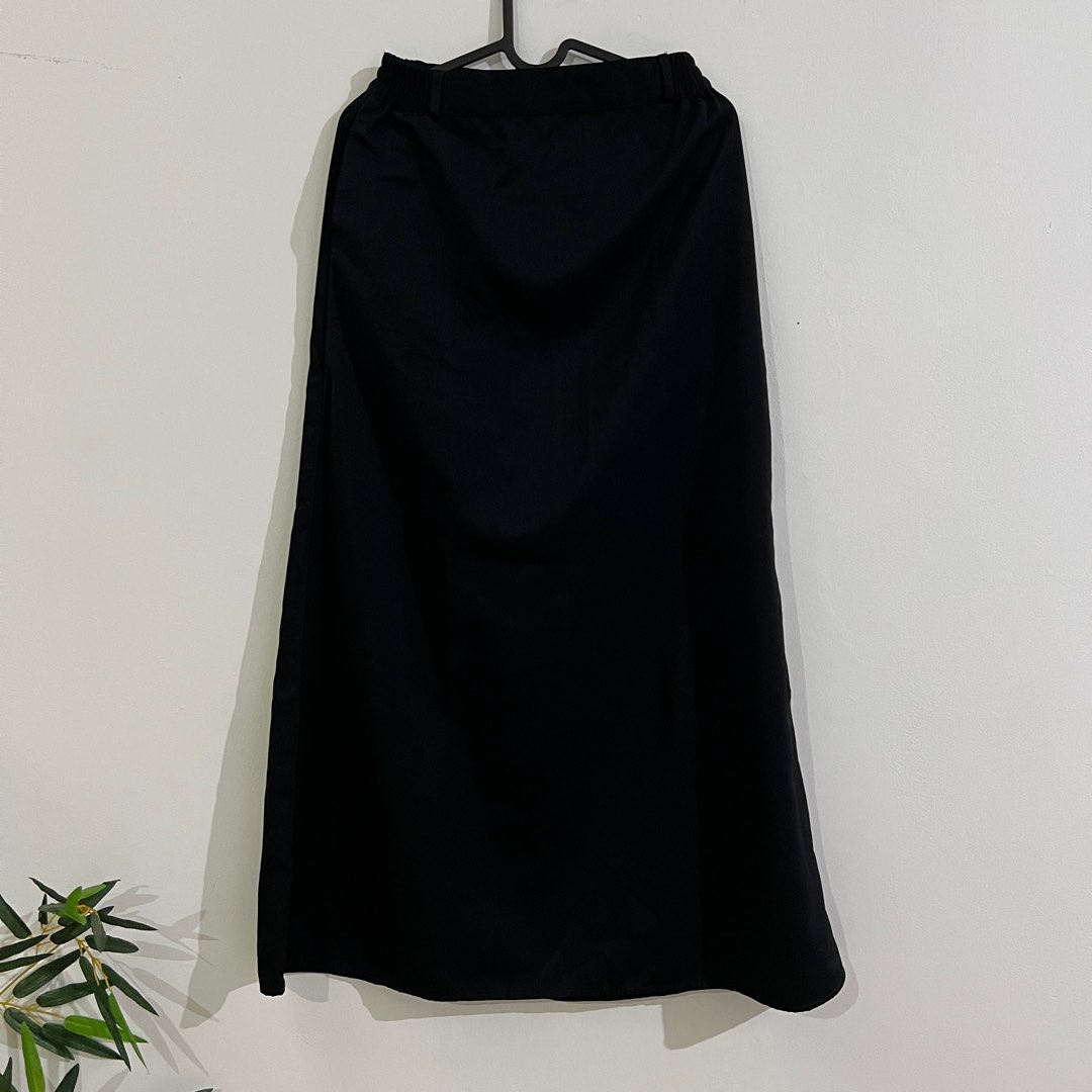 Skirt rok hitam panjang polyester katun, Fesyen Wanita, Pakaian Wanita ...