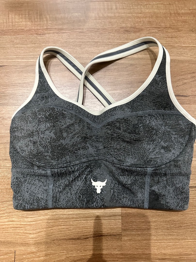 Under Armour x project rock, Women's Fashion, Activewear on Carousell