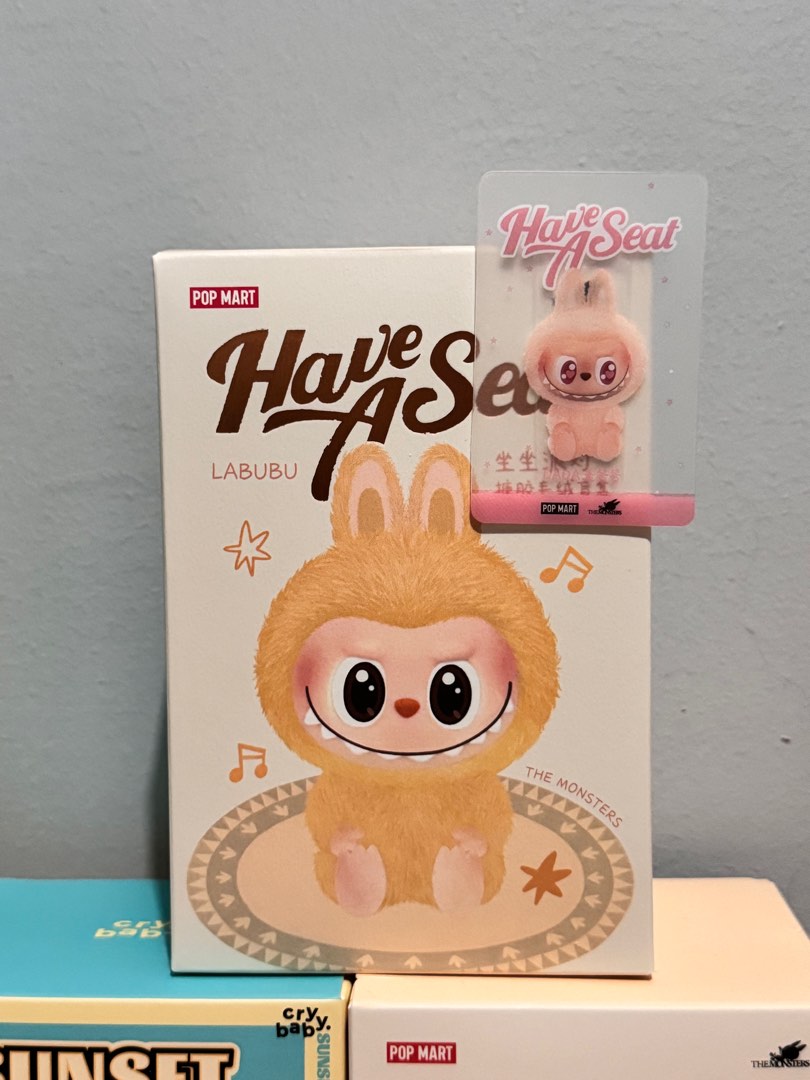 VERSION 2 LABUBU DADA, Hobbies & Toys, Memorabilia & Collectibles, Fan ...