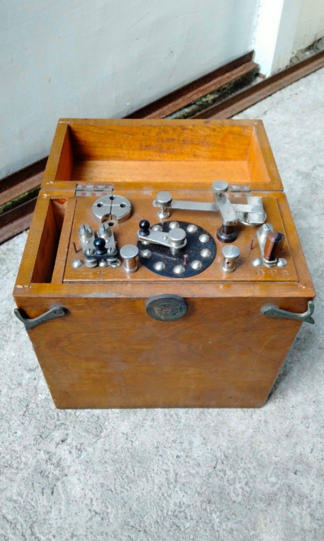 Vintage Morse code radio machine, Hobbies & Toys, Memorabilia ...