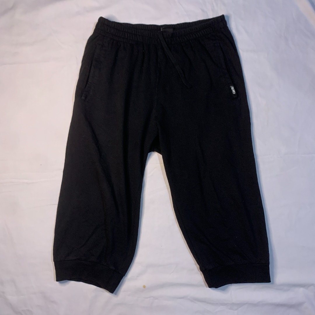 Anta Jagger Pants Original, Men's Fashion, Bottoms, Shorts on Carousell
