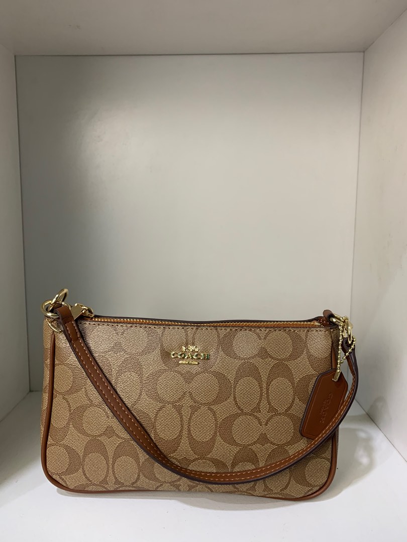 Coach signature Ball/thrift, Barang Mewah, Tas & Dompet di Carousell